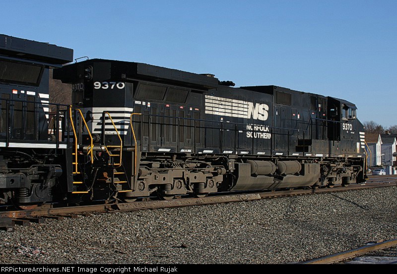 NS 9370